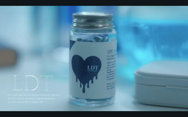 劇薬中毒🎼 .*˚ - zeta