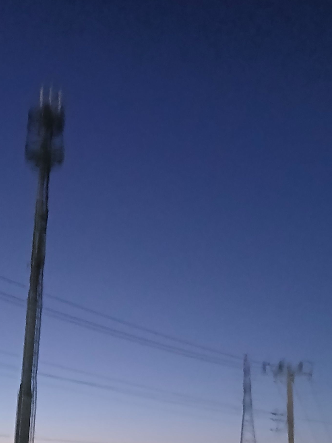 「裏の顔」 - zeta