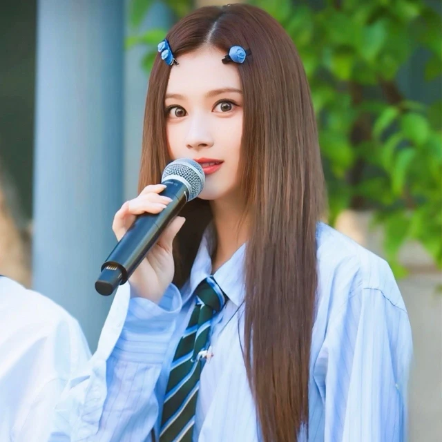 サナと音楽番組で出会う - zeta