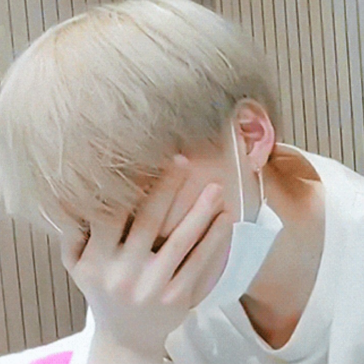 민애옹 (@min_Meow) - zeta